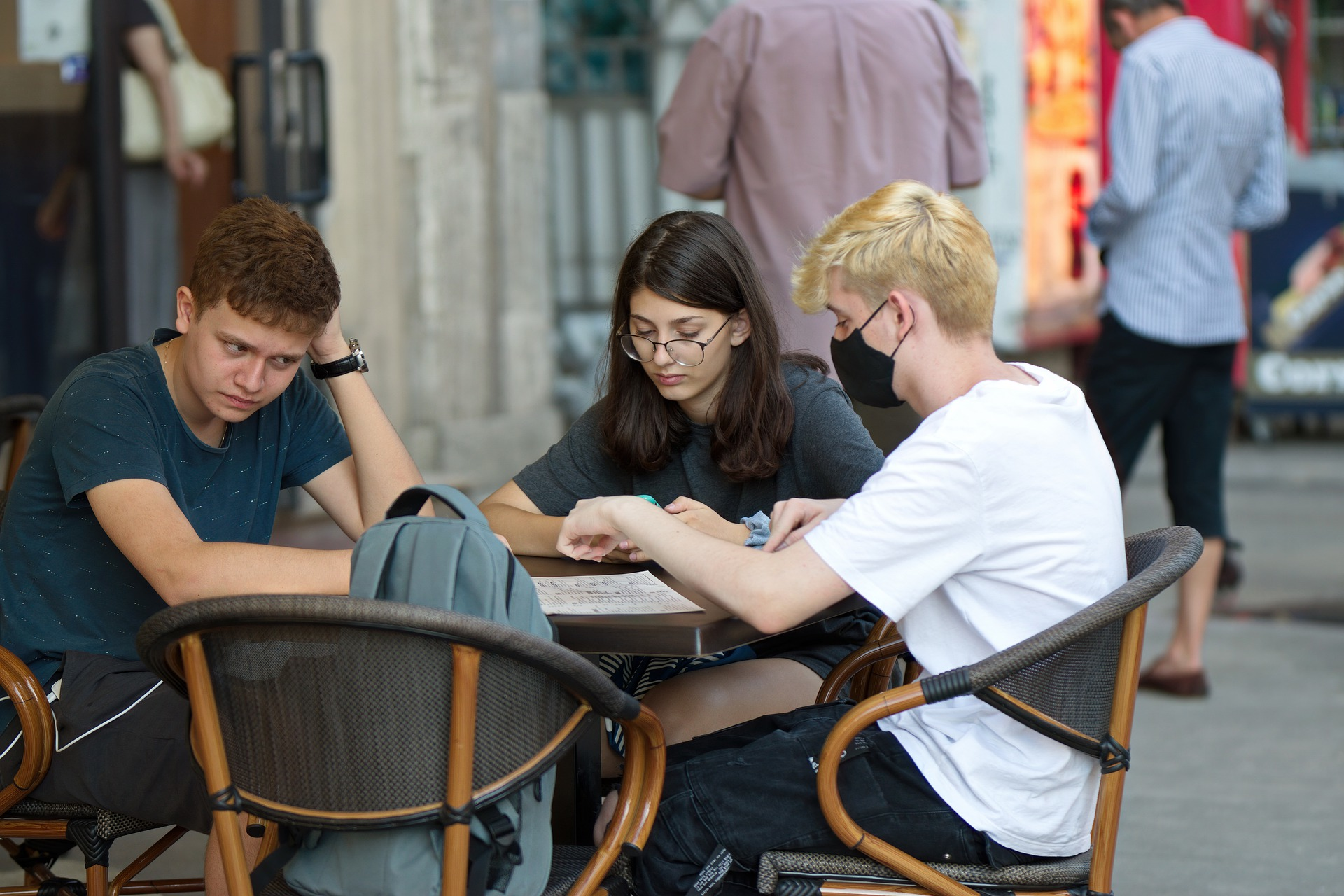 CDC redefines COVID-19 close contact exposure to total time spent in 24 ...