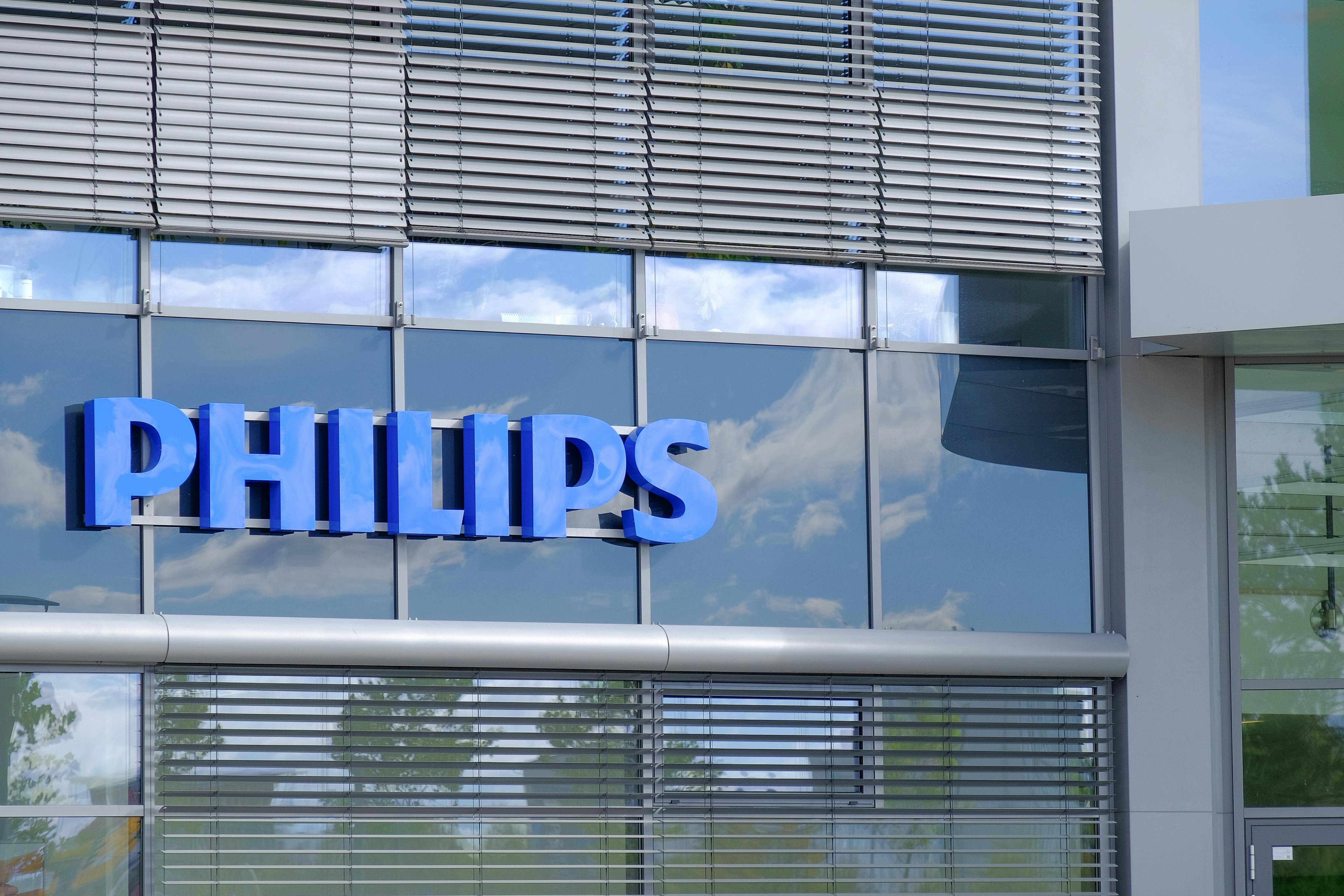 Philips Issues Correction for Monitoring Service Application Device ...
